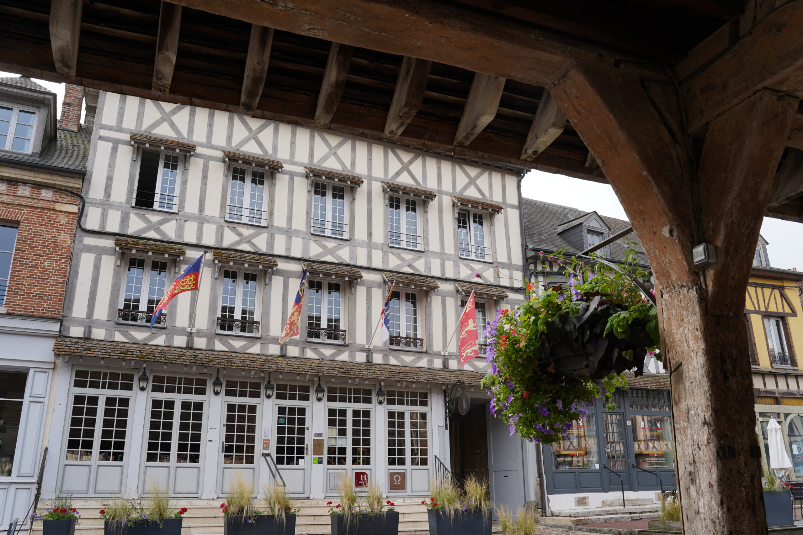 Lyons-la-Forêt, un village authentique - CC Lyons Andelle
